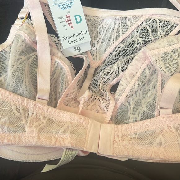 Primark | Intimates & Sleepwear | Non Padded Lace Thong Panty And Bra ...